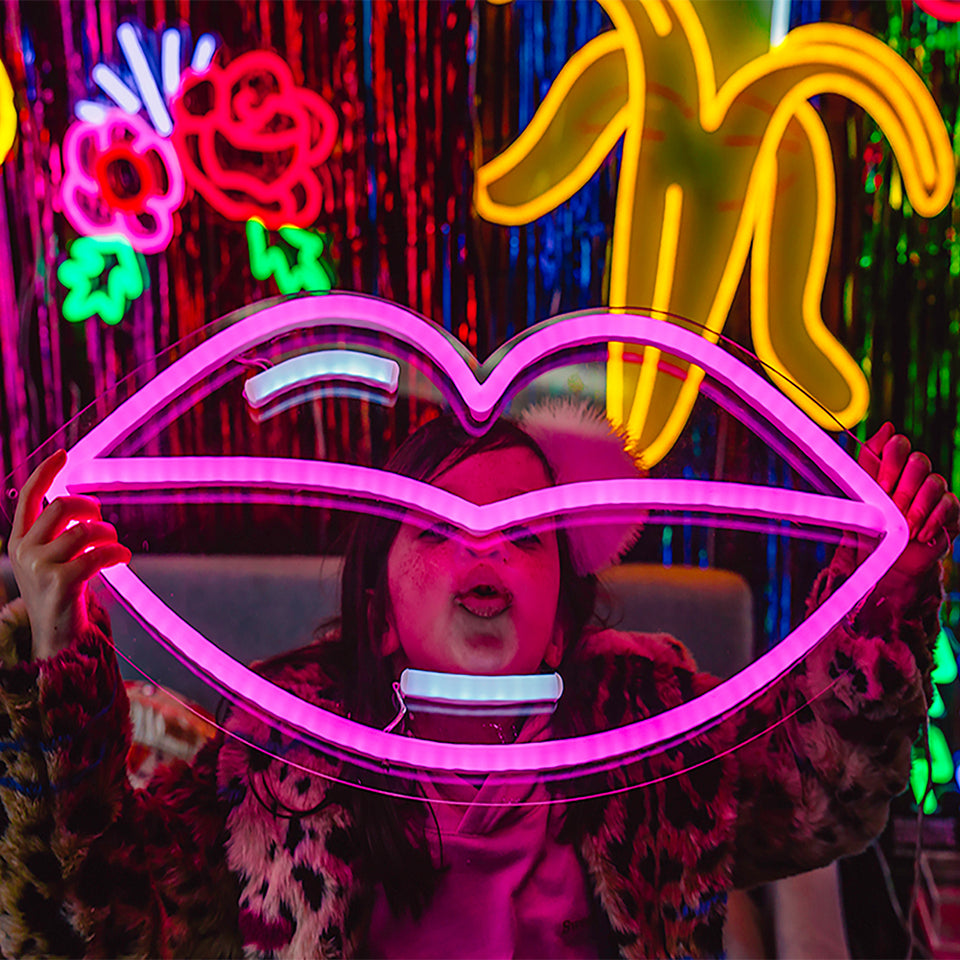 Momo Lips Neon Decor – Electric Confetti